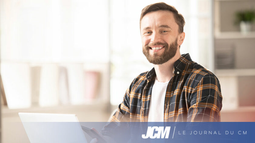 Comment devenir community manager freelance ? : Le guide